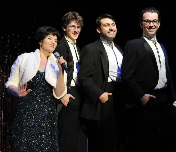 Theater Review: "A Closer Walk With Patsy Cline" -- An Enjoyable Homage ...
