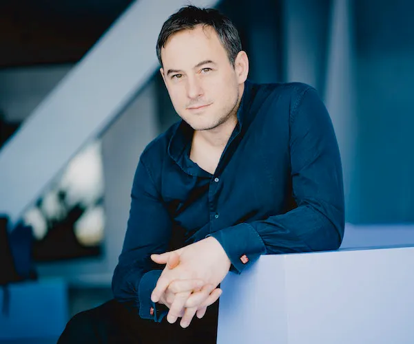 Classical Music News: Jonathan Cohen Tapped to Lead the Handel and Haydn Society - The Arts Fuse